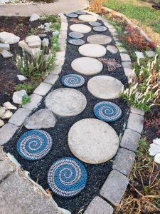 25 Simple Walkway Ideas On A Budget